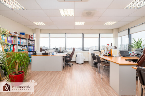 Müüa äripind, ladu, tootmine, teenindus, büroo, 47,8 m² - Punane 14a ...