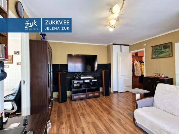 Müüa korter, 2 tuba - Kreenholmi tn 8, Narva, Ida-Virumaa ...