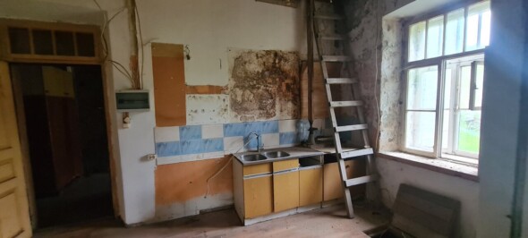 Müüa maja, 3 magamistuba - Raudtee jaama hoone, Sõrve, Harku vald ...