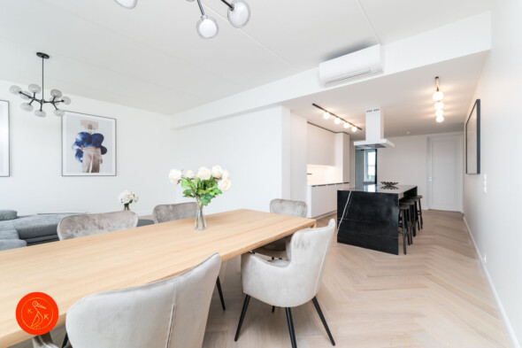 Anda üürile korter, 4 tuba - V. Reimani tn 8, Ambassador, Kesklinn ...