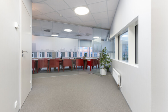 Anda üürile äripind, otstarve määramata, büroo, 201 m² - Laeva 2 ...