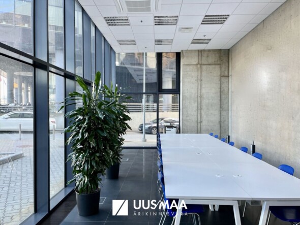 Anda üürile äripind, teenindus, kaubandus, büroo, 81,3 m² - Maakri 19 ...