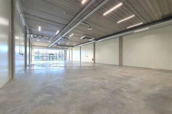 Anda üürile äripind, 446.5 m² - Kadaka tee 42b, Mustamäe, Tallinn ...